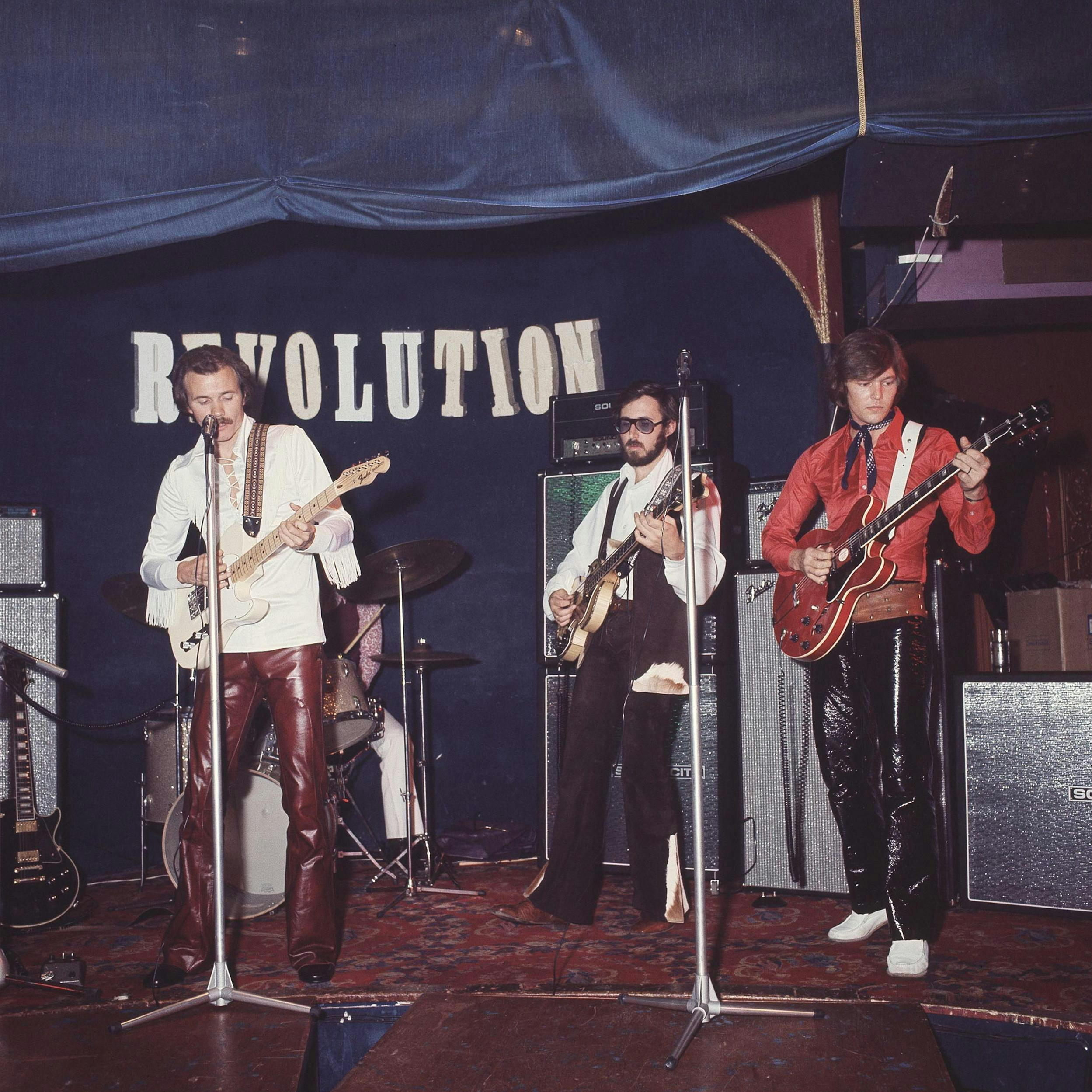 Bread Guitar Lessons and Guitar Tabs